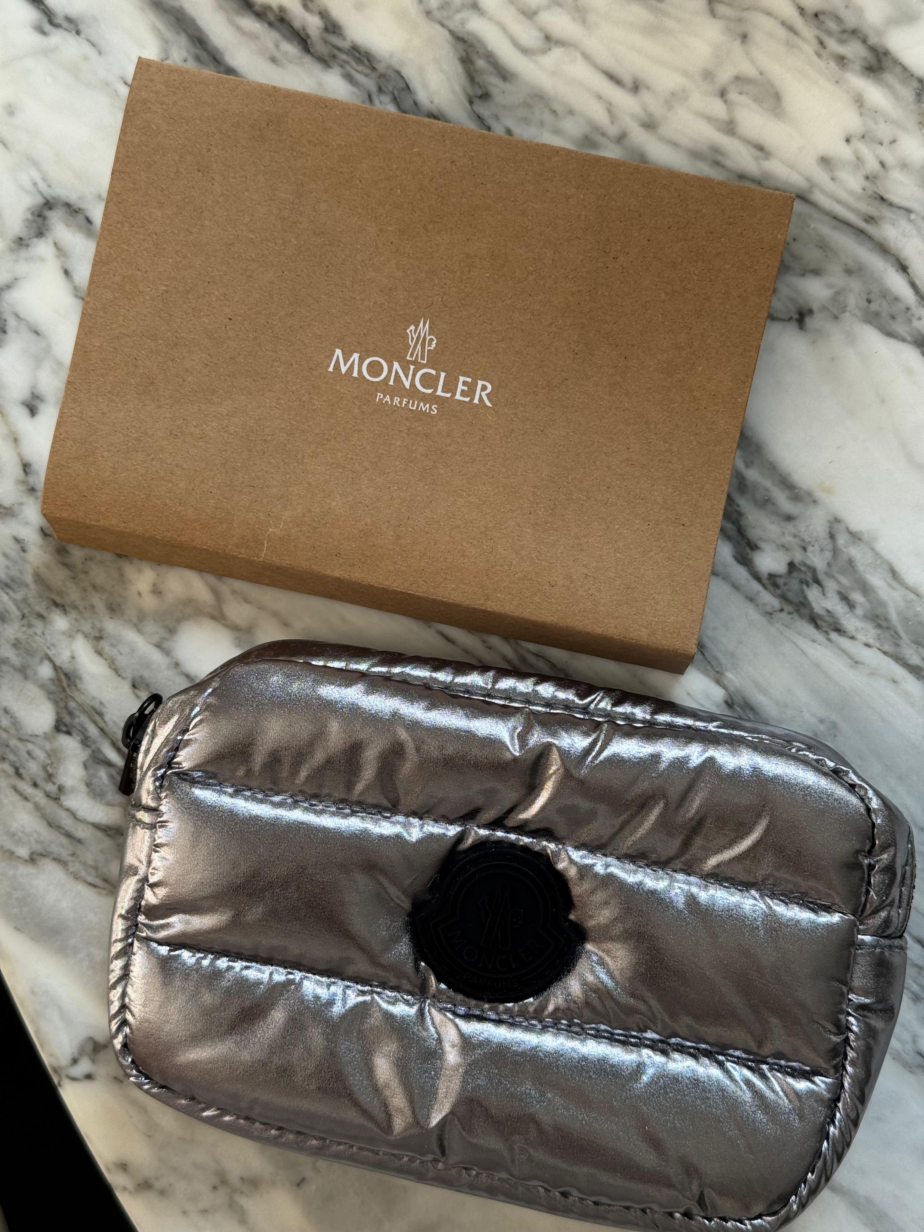 MONCLER Silver Beauty Pouch – Paris Parfumerie Cosmétique
