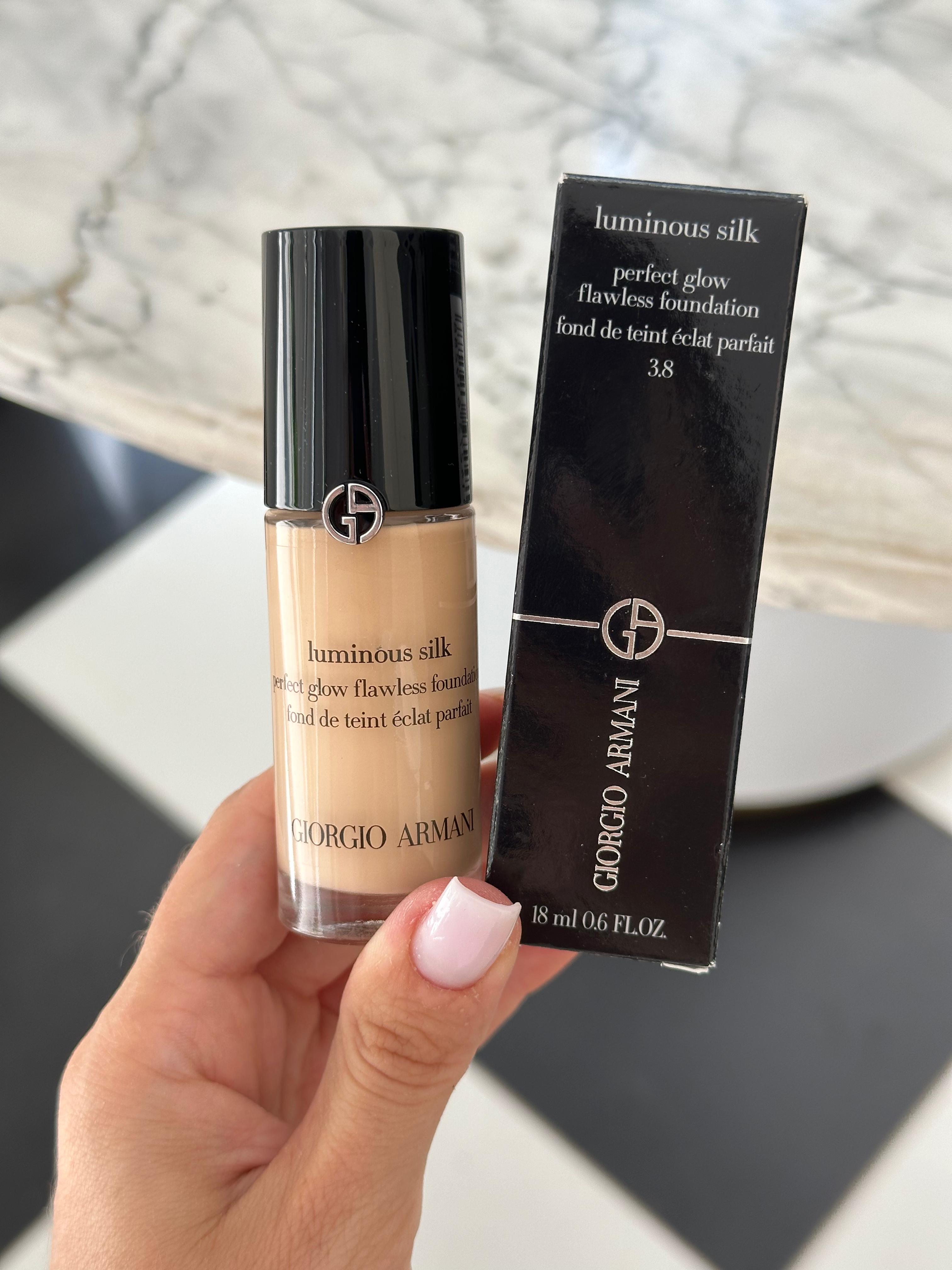 ARMANI Luminous Silk - Perfect Glow Flawless Foundation 18ml – Paris ...